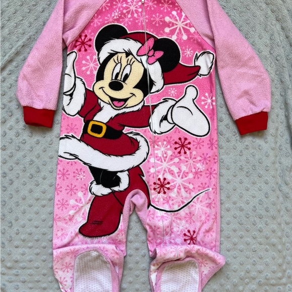 Disney | Pajamas | 4t Minnie Christmas Santa Sleeper Guc | Poshmark